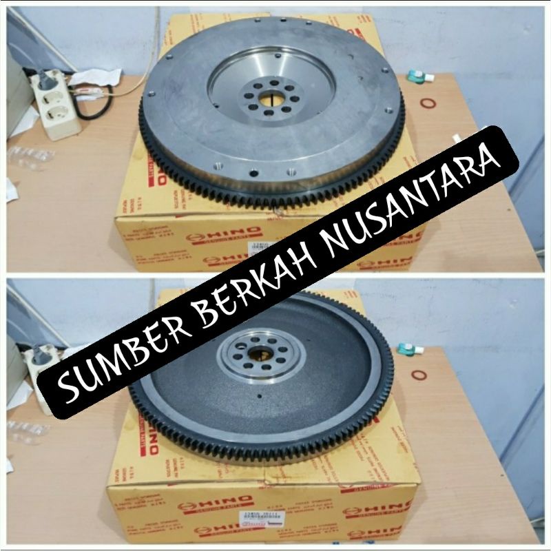 Jual Fly wheel atau gigi roda gila 130 hino dutro 12v 8 lubang | Shopee ...