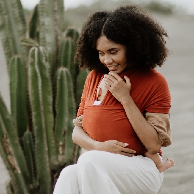 Jual Mikhadou - Gendongan Bayi Depan Stretchy Wrap Terracota / Kain ...