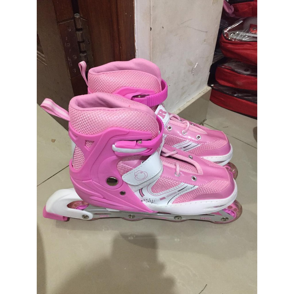 Jual SEPATU RODA ANAK BAJAJ PVC WARNA PINK | Shopee Indonesia