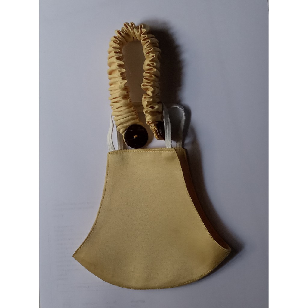 Jual MASKER KAIN SATIN POLOS WARNA KUNING | Shopee Indonesia