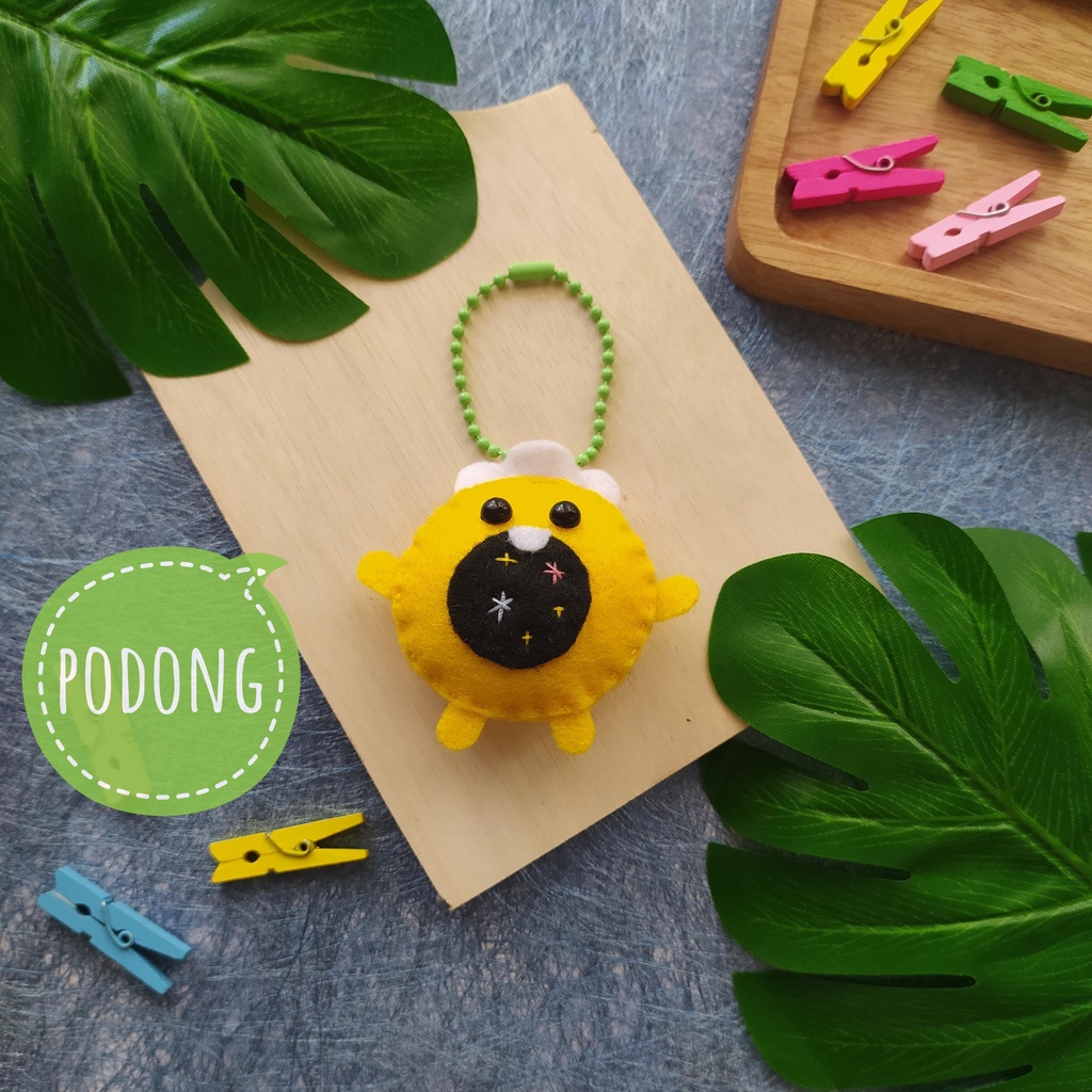 Jual TRUZ / Treasure / Podong / Junghwan / Gantungan Kunci / Gantungan ...