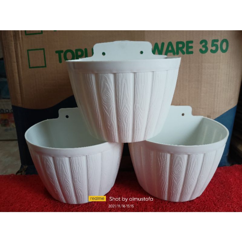 Jual Pot dinding gentong / pot dinding / pot tempel / pot bunga ...