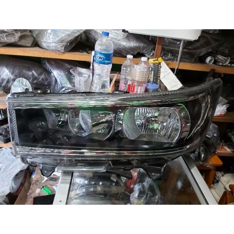 Jual headlamp innova reborn kiri original | Shopee Indonesia