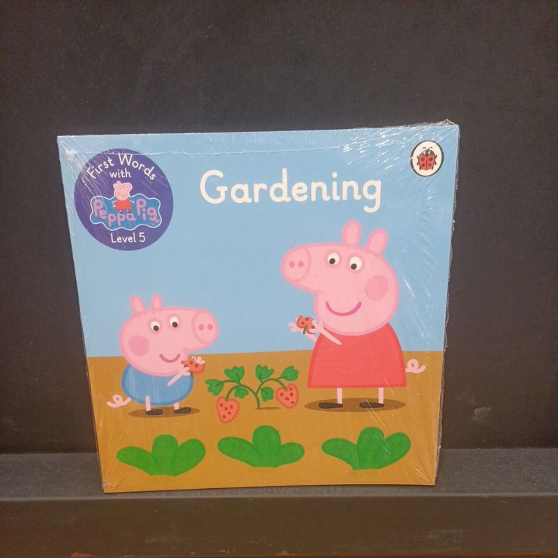 Jual First Worlds With Peppa Pig Level 5 : Gardening (Reading & Sticker ...