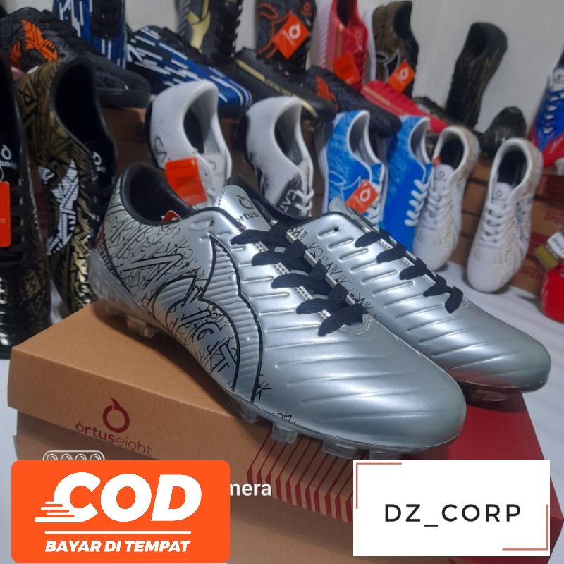 Jual COD, sepatu bola ortuseight catalyst warna silver, nyaman ...