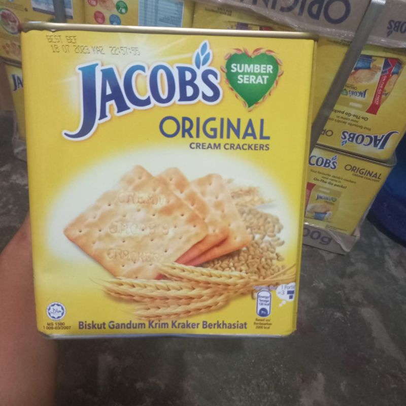 Jual Biskuit Jacobs / Jacob's kaleng original cream cracker 600 gr ...