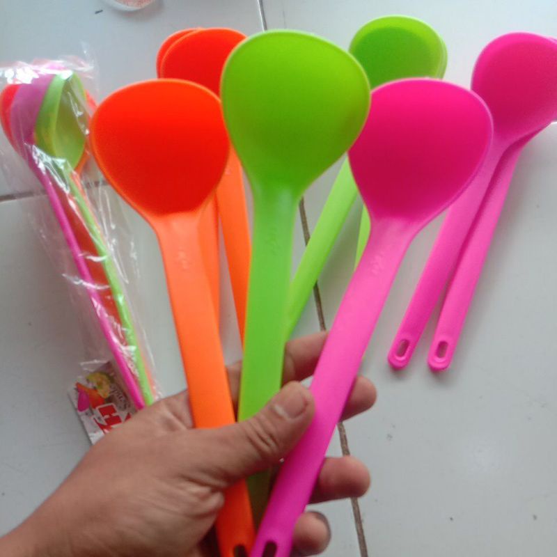 Jual (3pcs) IRUS SENDOK SAYUR centong plastik | Shopee Indonesia