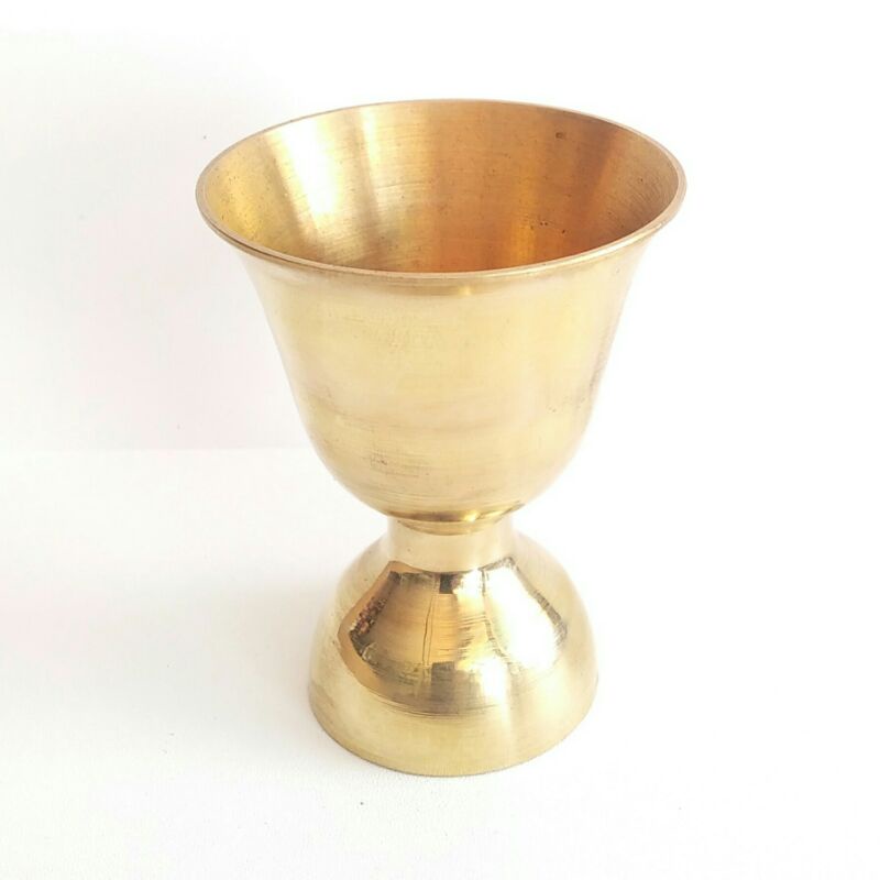Jual Tempat bija gelas cawan lengkung kuningan Bali | Shopee Indonesia