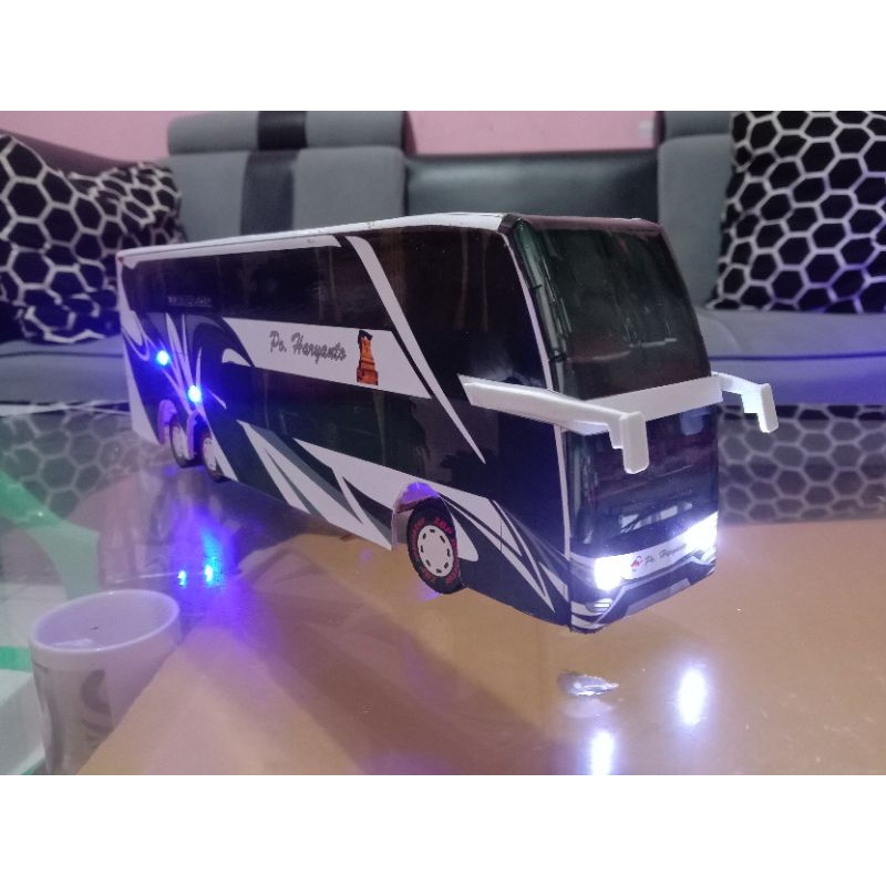 Jual miniatur bus/bis mainan ukuran 28cm,Agramas, Haryanto restu ...