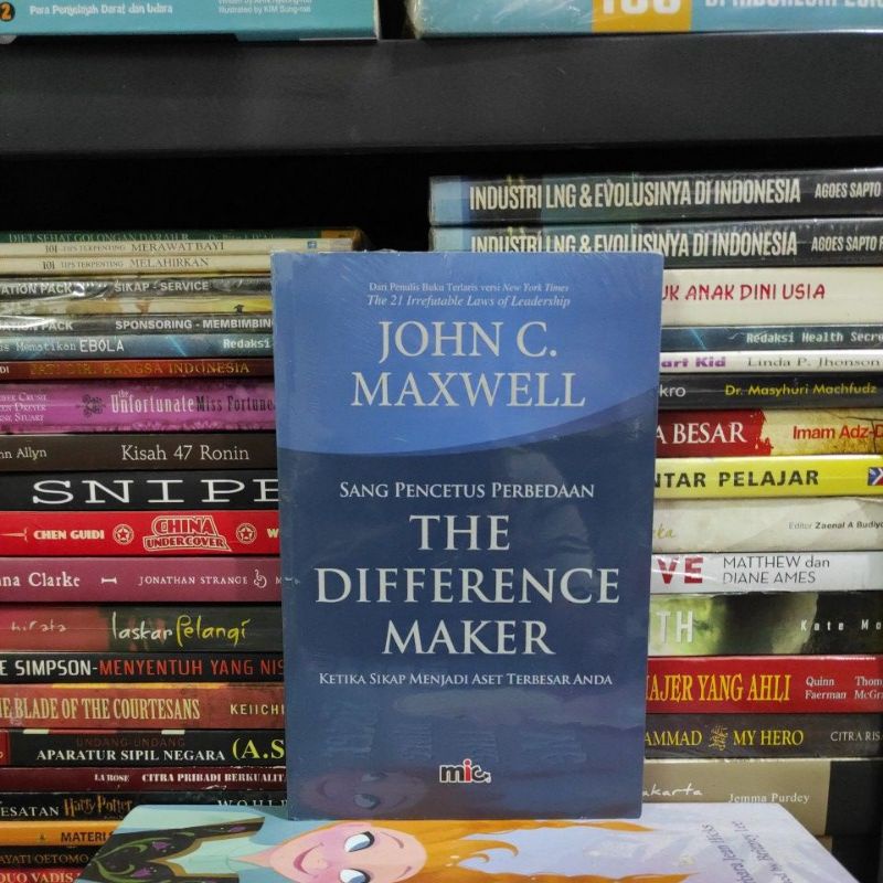 Jual BUKU ORIGINAL THE DIFFERENCE MAKER JOHN C. MAXWELL | Shopee Indonesia