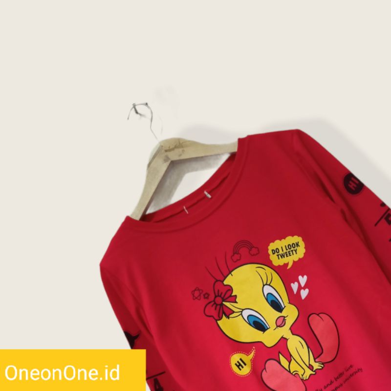 Jual Sweater merah karakter preloved | Shopee Indonesia