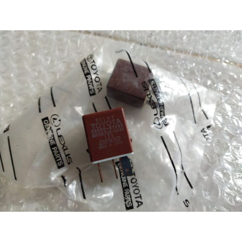Jual relay headlamp Toyota 90080-87009 12V kaki 5 Original | Shopee ...