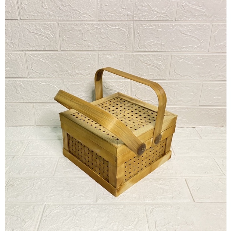 Jual Box Tangkai Bambu Anyaman 20cm/ Kotak Tangkai Bambu 20cm | Shopee ...