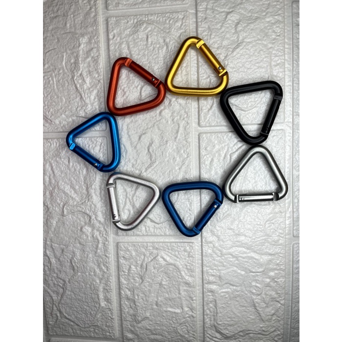 Jual Aksesoris Carabiner Pengait Gantungan Karabiner Bentuk Segitiga ...