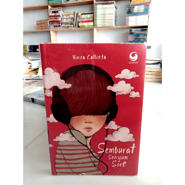 Jual BUKU NOVEL DEWASA | SEMBURAT SENYUM SORE | Vinca Callista | Shopee ...