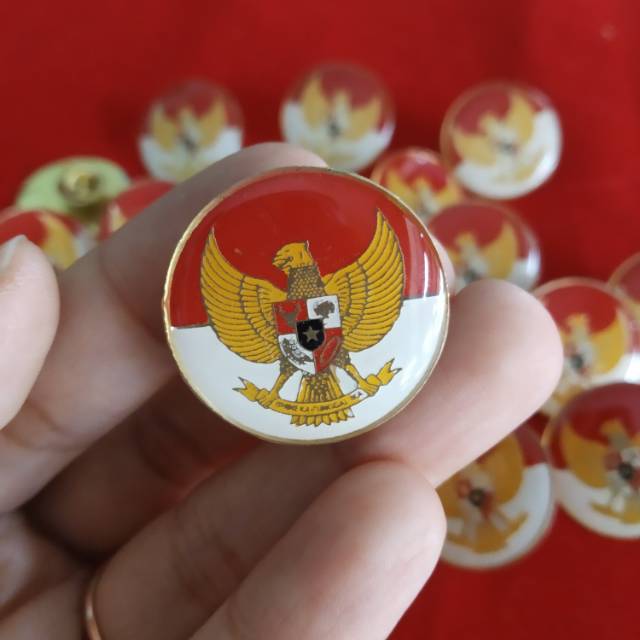 Jual Pin Kerah Merah Putih Garuda | Shopee Indonesia