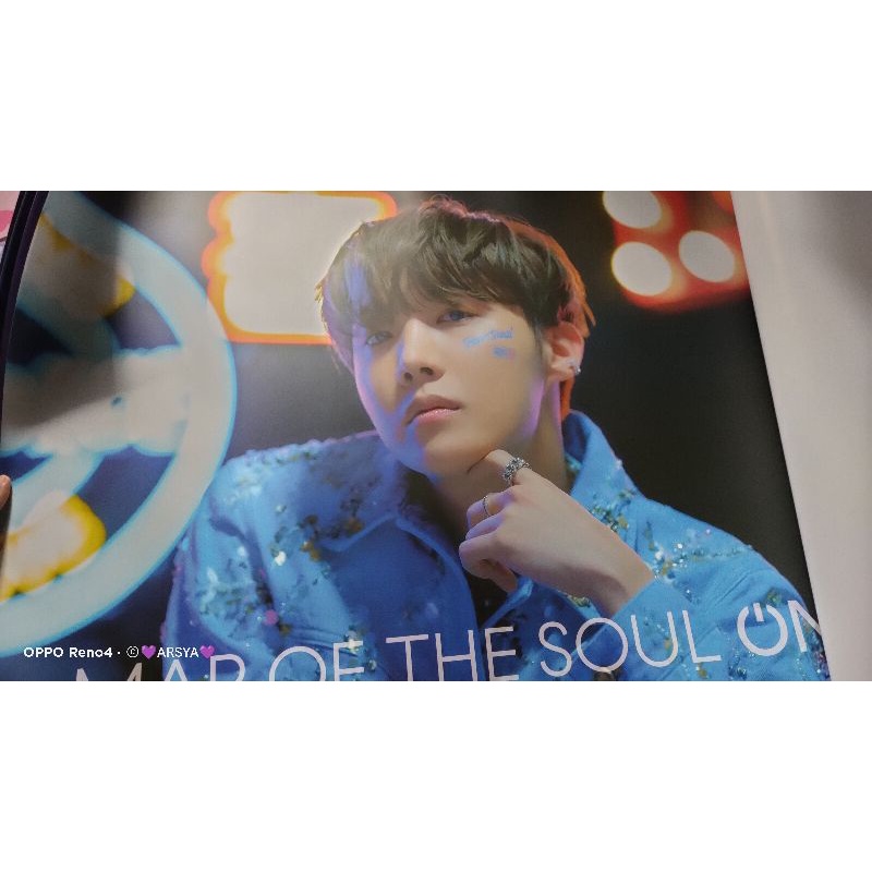 Jual poster MAP OF THE SOUL ON:E | Shopee Indonesia