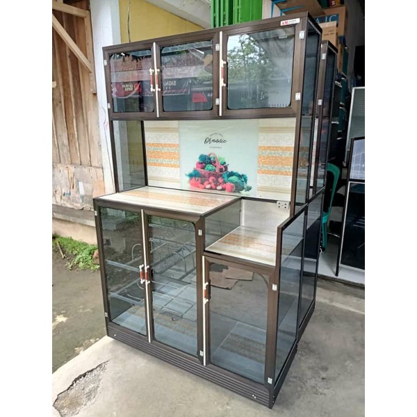 Jual ALMARI KACA RIBEN DOUBLE KERAMIK ATAS BAWAH PAKAI RODA Merek AM ...