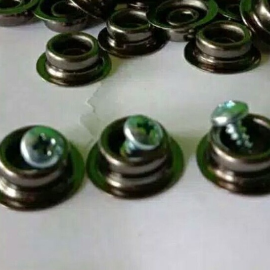 Jual Baut kancing kaca helm bogo murah ISI 3 PCS | Shopee Indonesia