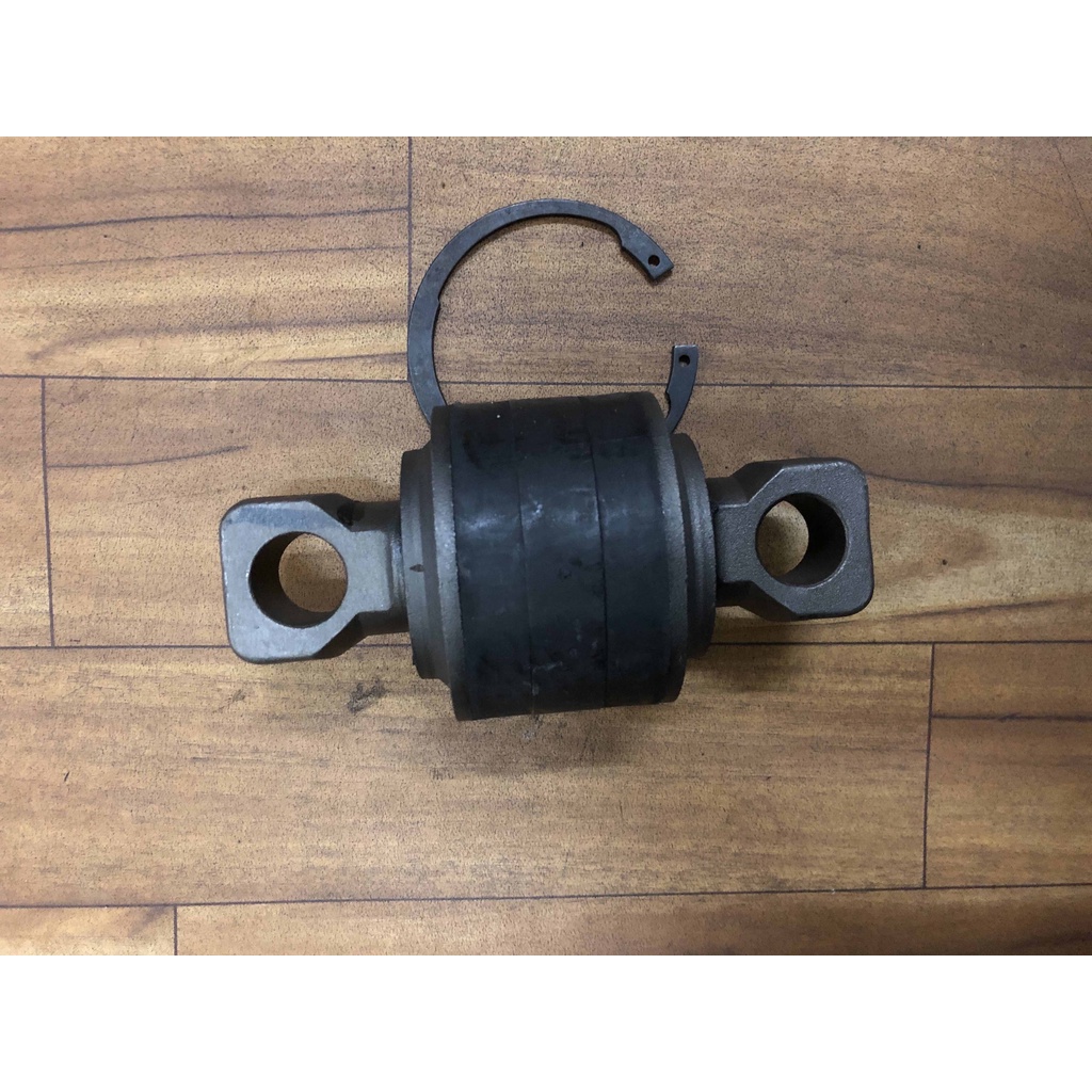 Jual RUBBER BUSHING KARET DINGDONG NISSAN UD QUESTER CWE 280 550459Z00A ...