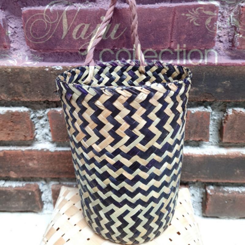 Jual Pot Gantung Purun/Cover Pot Purun Gantung/Keranjang Anyam Purun ...
