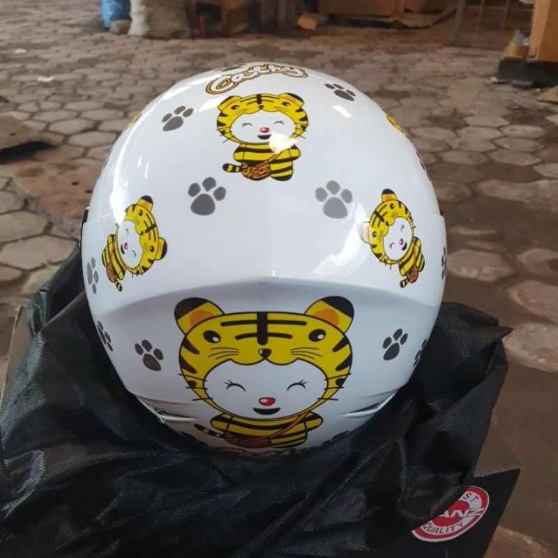 Jual HELM ANAK UKURAN M MEREK GANZ CORAK KITTY TEBAL SNI PRIA WANITA SD ...