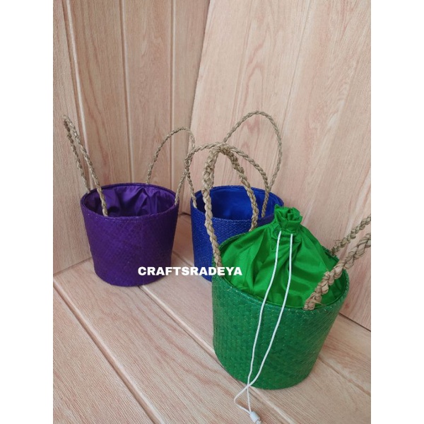 Jual KERANJANG TOPLES T.15 CM // Tas serut anyaman pandan Gift bag ...