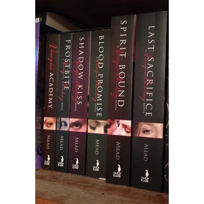 Jual English) Vampire Academy frostbite by Richelle Mead blood promise ...