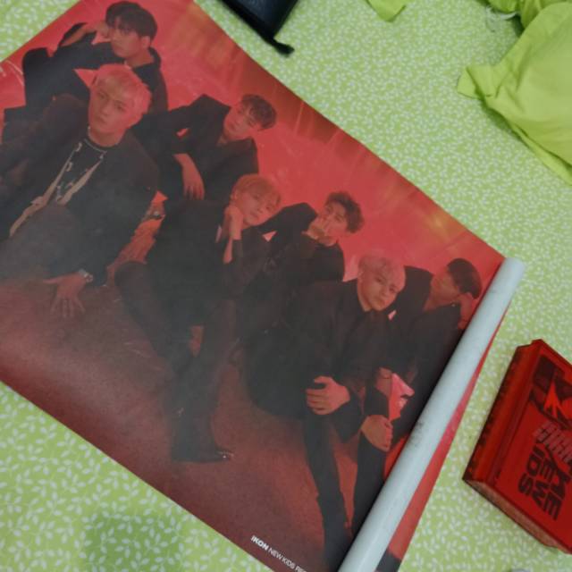 Jual iKON OFFICIAL POSTER (iKON REPACKAGE ALBUM) | Shopee Indonesia