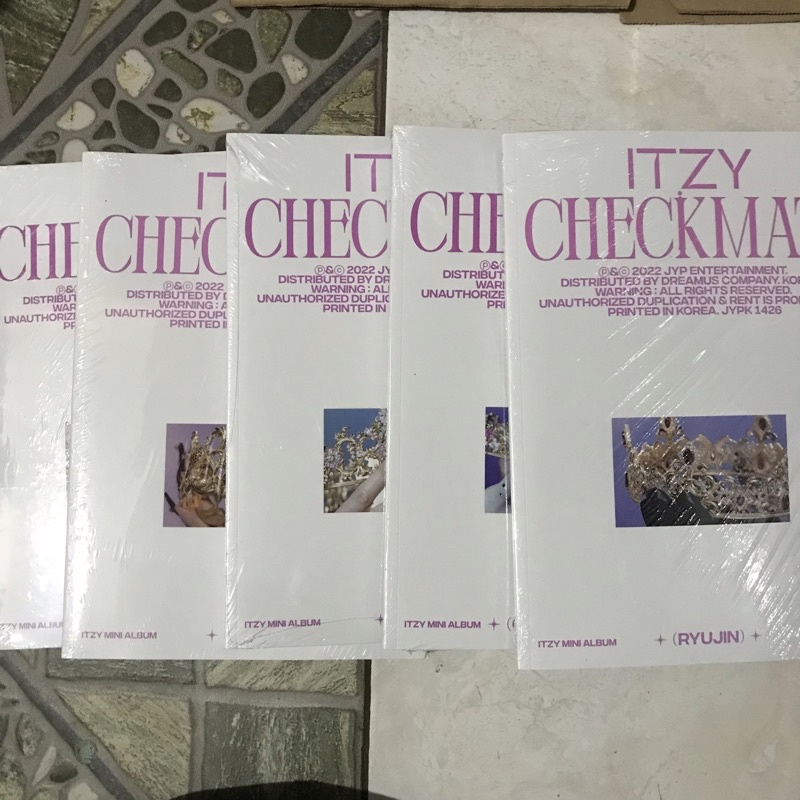 Jual [READY STOCK] Mini Album ITZY Checkmate Standard Ryujin Yeji Yuna ...