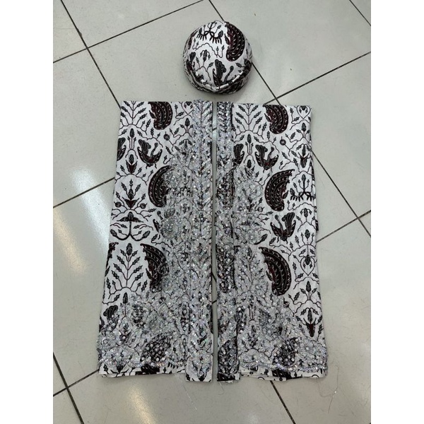 Jual Sutrisno kebaya - Kain Wiron Payet Sepasang Set Blangkon Kain ...