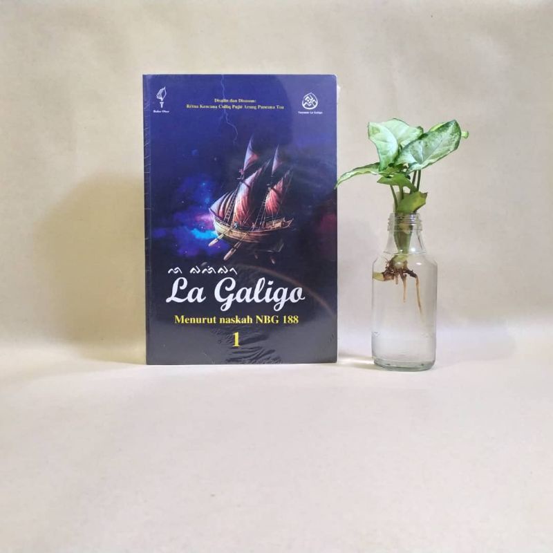 Jual LA GALIGO Menurut Naskah NBG 188 Jilid 1 - Rétna Kencana Colliq ...