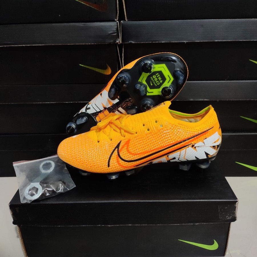Jual SEPATU BOLA NIKE MERCURIAL VAPOR13 ELITE ORANGE ANTICLOG - SEPATU ... Jual SEPATU BOLA NIKE MERCURIAL VAPOR13 ELITE ORANGE ANTICLOG - SEPATU ...