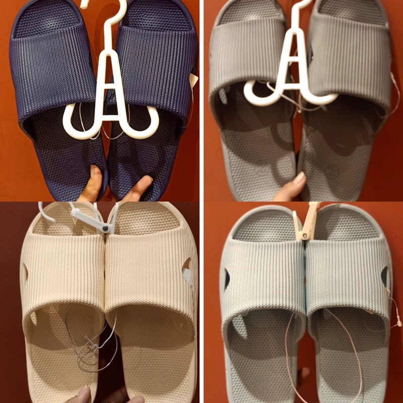 Jual MINISO COMFORTABLE BATHROOM SLIPPERS MINISO / SANDAL MINISO ...