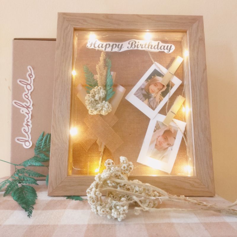 Jual Kado Ulang Tahun/Wisuda/Anniversarry (Frame 3D 25x20 CM Dried Flower) | Shopee Indonesia