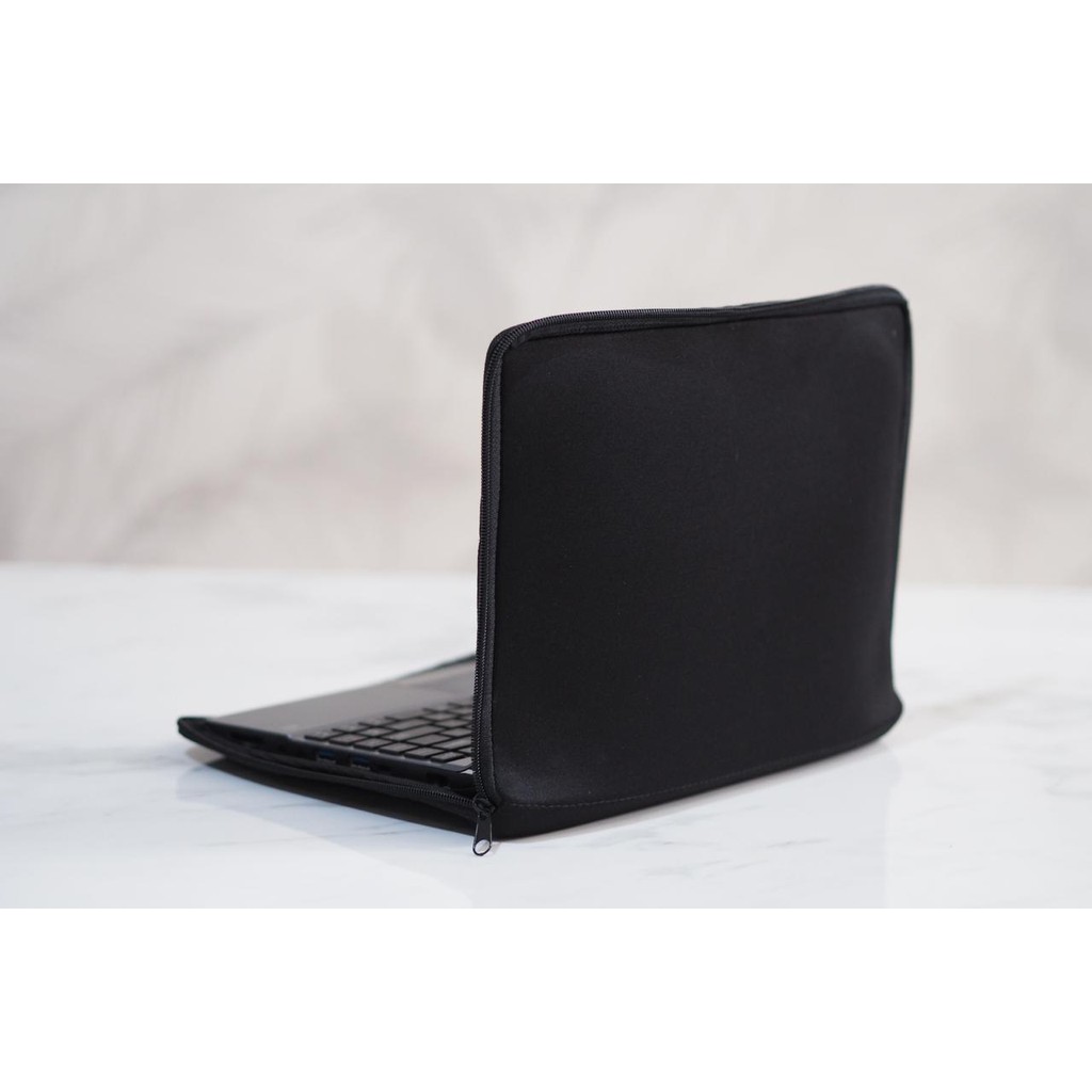 Jual Tas laptop softcase/ sleeve case hitam polos MOHAWK code BN02 ...