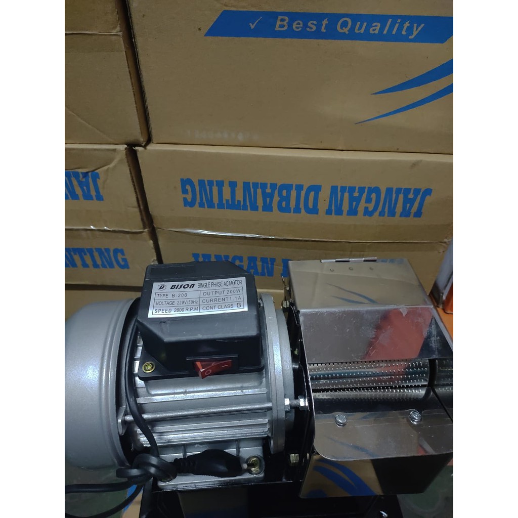 Jual Mesin Parut an Kelapa bumbu jamu LISTRIK GILINGAN penghalus duduk ...