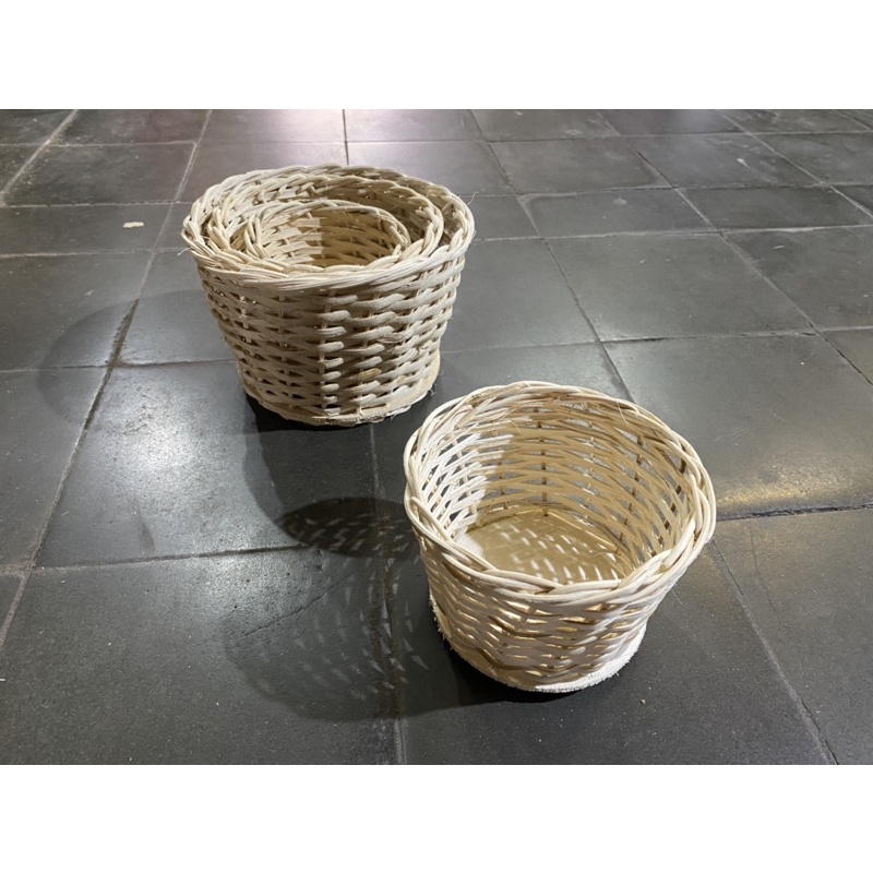 Jual Keranjang Pot Rotan Kecil | Vas Rotan kecil | Hampers Rotan ...