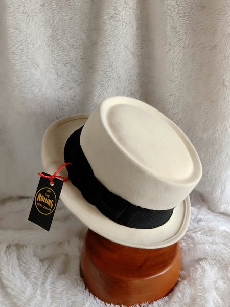 Jual TOPI FEDORA porkpie offwhite BAHAN LAKEN ASLI IMPORT | Shopee ...