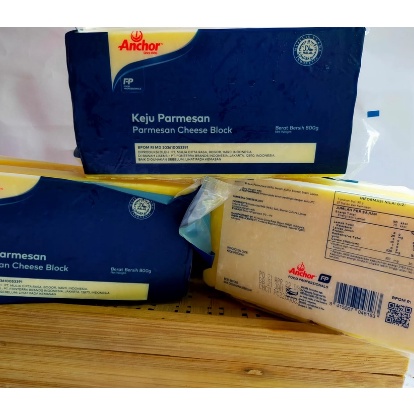 Jual Keju Parmesan Cheese Block Anchor 800 Grm Halal Free Bubble Wrap ...