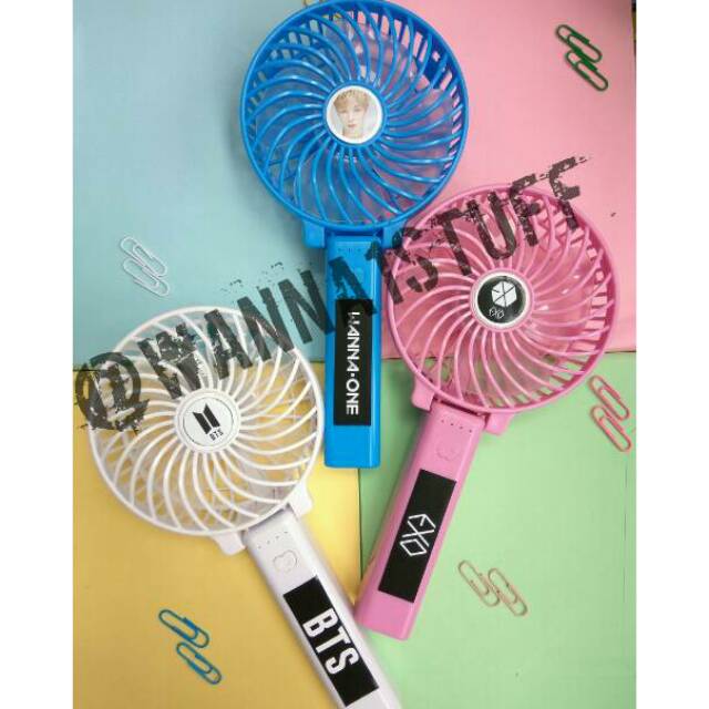 Jual Hand Fan Kpop Kipas Portable Wanna One Exo Bts Seventeen Nct ...