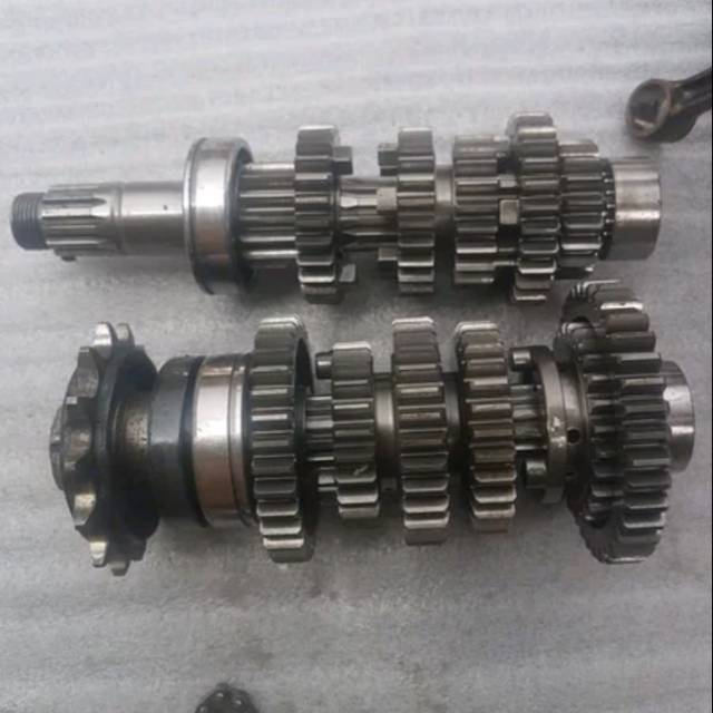 Jual Gigi rasio gear ninja 250 r karbu 4tak 250cc gir ratio transmisi ...