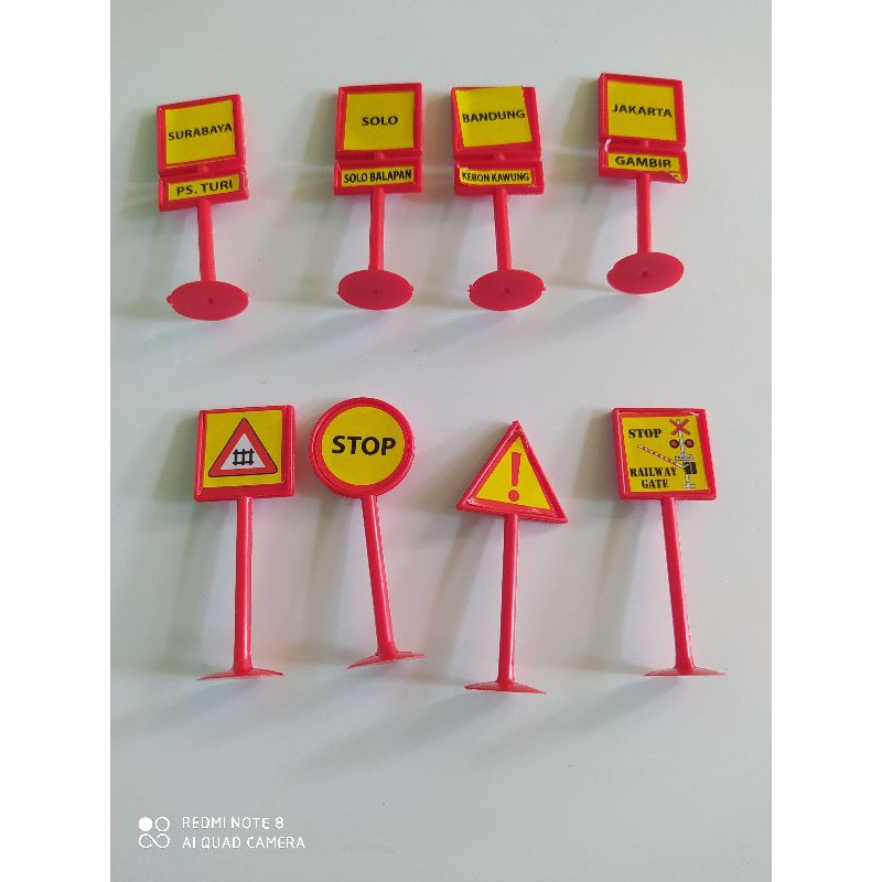 Jual SET RAMBU-RAMBU LALU LINTAS UNTUK MINIATUR | Shopee Indonesia