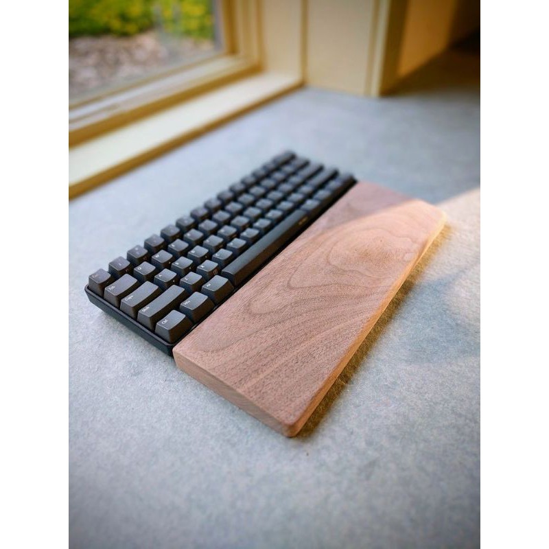 Jual TATAKAN KEYBOARD KAYU | Shopee Indonesia