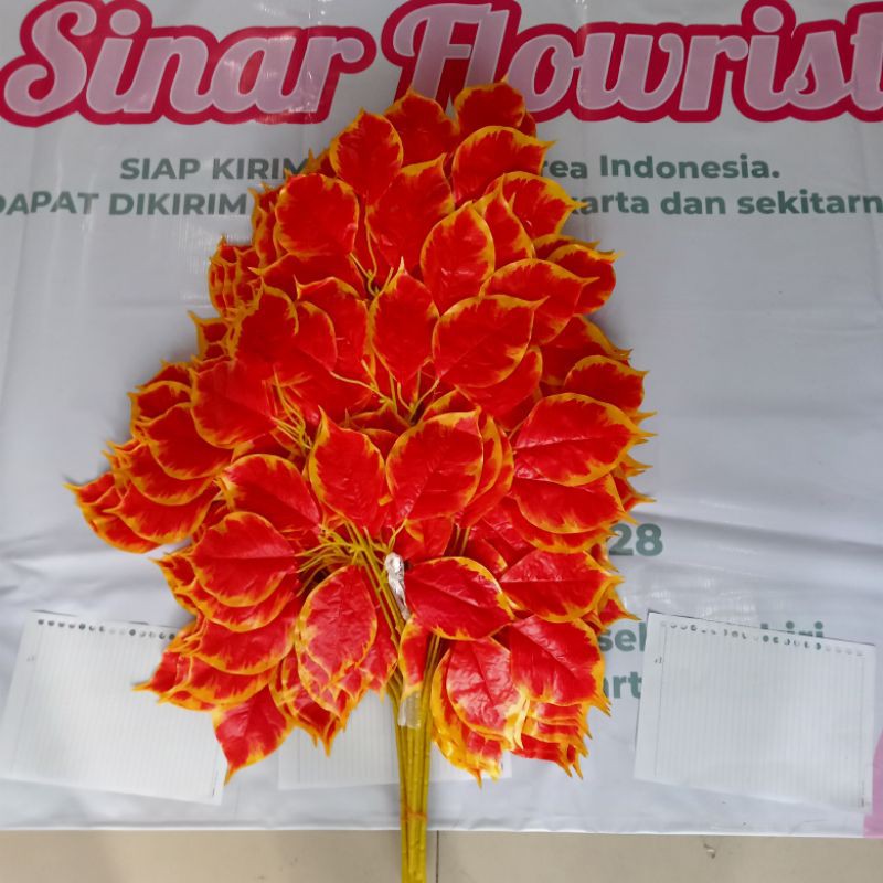 Jual Daun Potos Cabang5 Orange / Daun Hias Artificial import murah ...