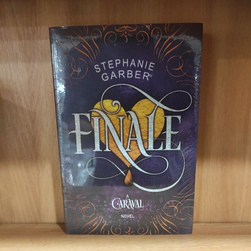Jual Buku Novel Finale Stephanie Garber Caraval 3 | Shopee Indonesia