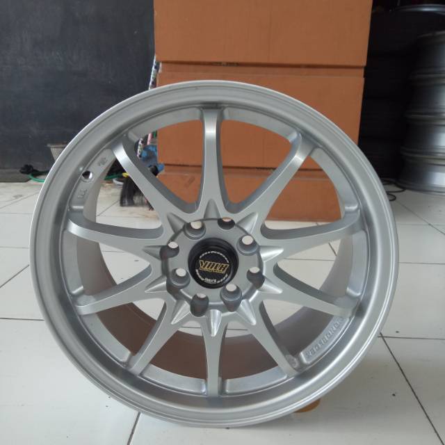 Jual Velg volk rays ce28 r16 velg racing mobil volk rays ce28 ring 16 ...