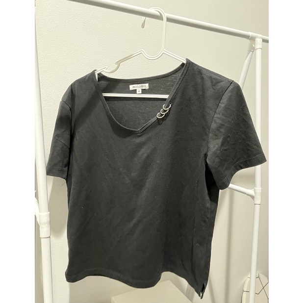 Jual Preloved Kaos Color Box Hitam (warna di gambar ada pengaruh cahaya ...