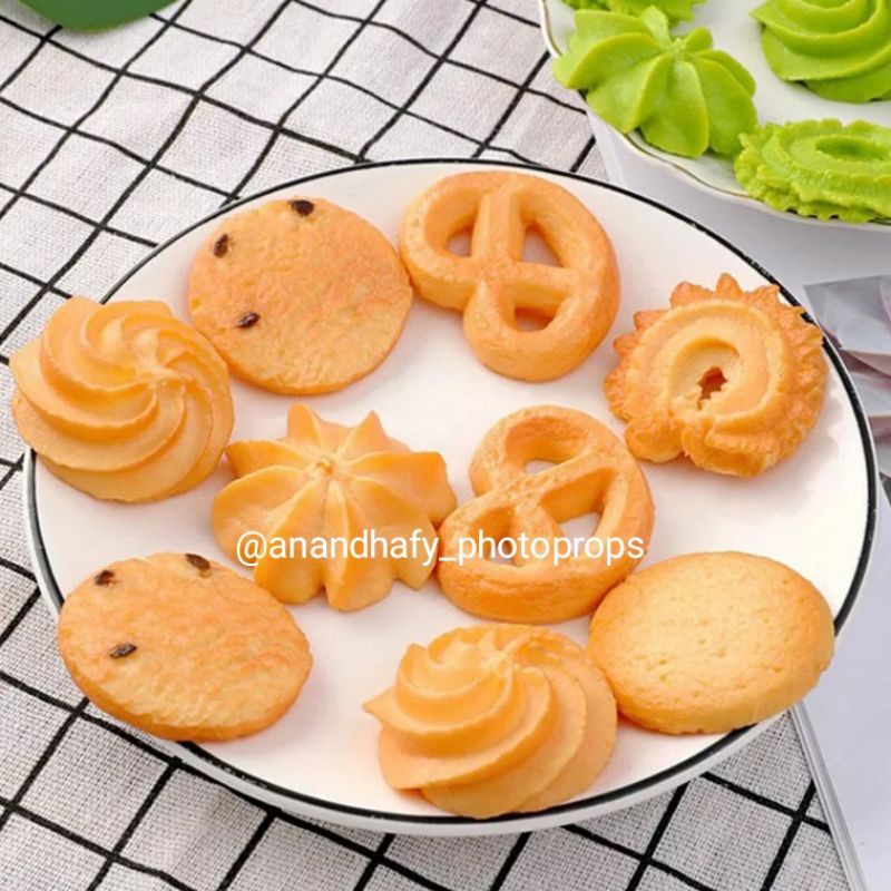 Jual cookies artificial mini biskuit artificial waffel artificial kue ...