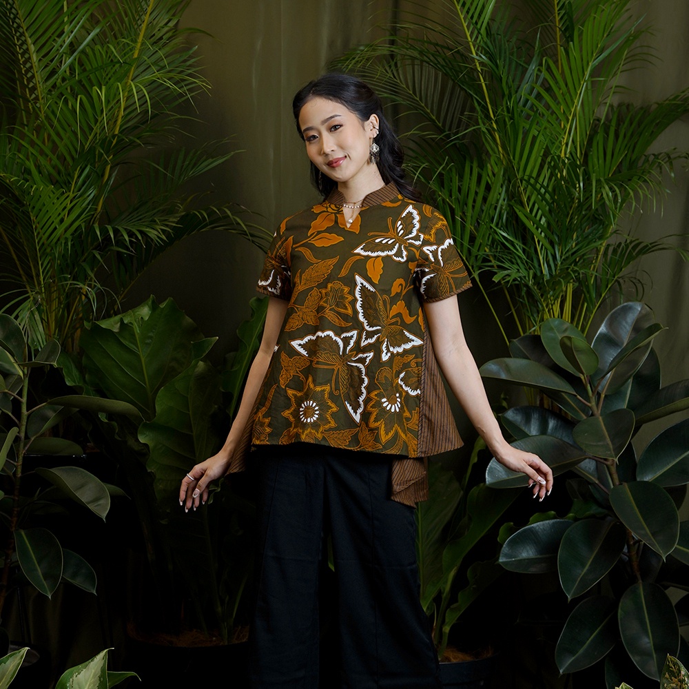 Jual NONA RARA - Osha Gendis T1711, Baju Batik Kasual Modern | Shopee ...